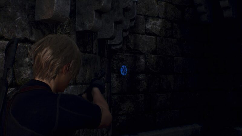 Resident Evil 4 Remake: Castle Gate Blue Medallions - Locations ...
