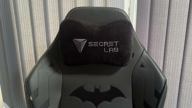SecretLab Titan EVO The Dark Knight review (2024) - VideoGamer